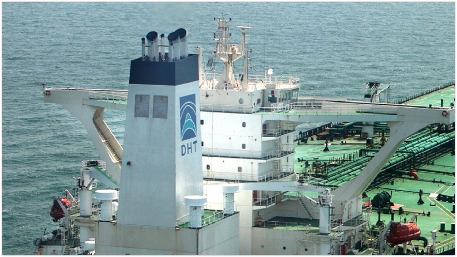 DHT Holdings Announces Agreement To Acquire a 2018-built VLCC - VesselFinder