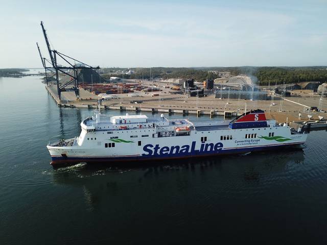 Stockholm Norvik Port RoRo terminal opens with maiden call by Stena ...
