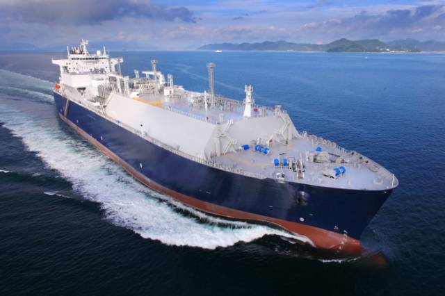 MOL and ENN Sign Long-term Charter Deal for Three Newbuilding LNG Carriers - VesselFinder