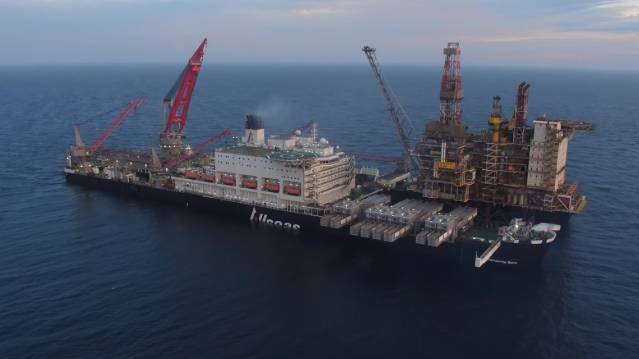 WATCH: Allseas Pioneering Spirit completes 30,000-tonne Gyda platform ...