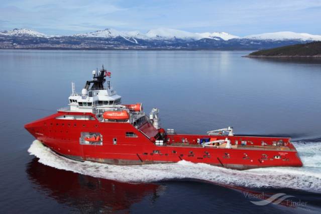 DOF Wins Contract Award for AHTS Skandi Vega - VesselFinder