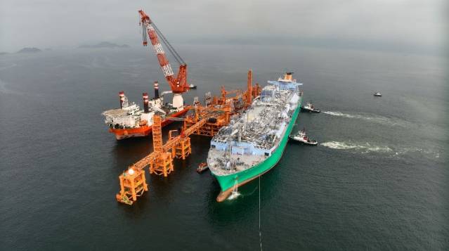 FSRU Vessel Berths as Final Countdown to Launch of Hong Kong's First Offshore LNG Terminal ...