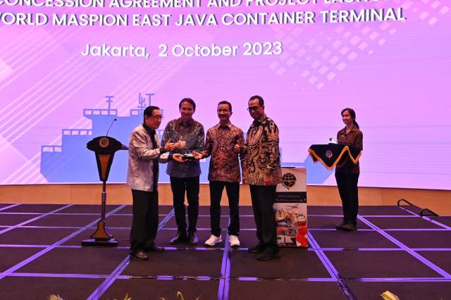 DP World Breaks Ground on New Container Terminal in East Java - VesselFinder