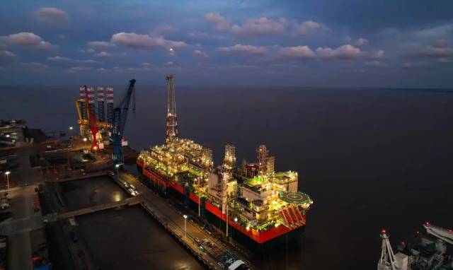 Allseas awarded pipelay works for bp’s Greater Tortue Ahmeyim gas ...