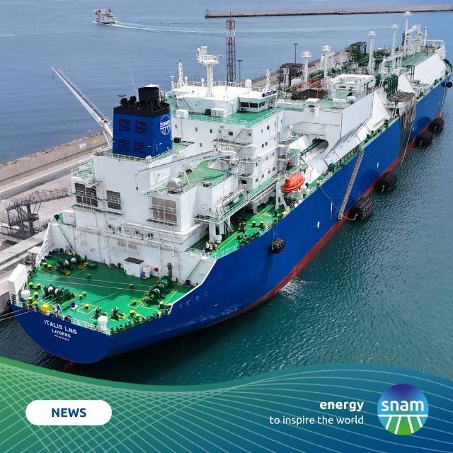 Floating LNG Terminal Golar Tundra now under Italian flag and new name ...