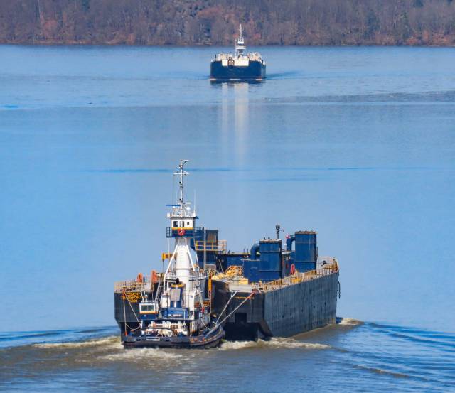 Major US Waterways Vessel Charterer Embraces Fueltrax Fuel Management ...