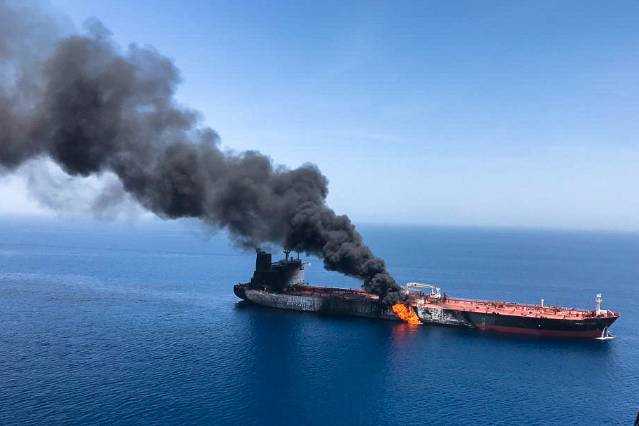 Watch: Tankers FRONT EAGLE and ADALYNN Collide in Strait of Hormuz ...