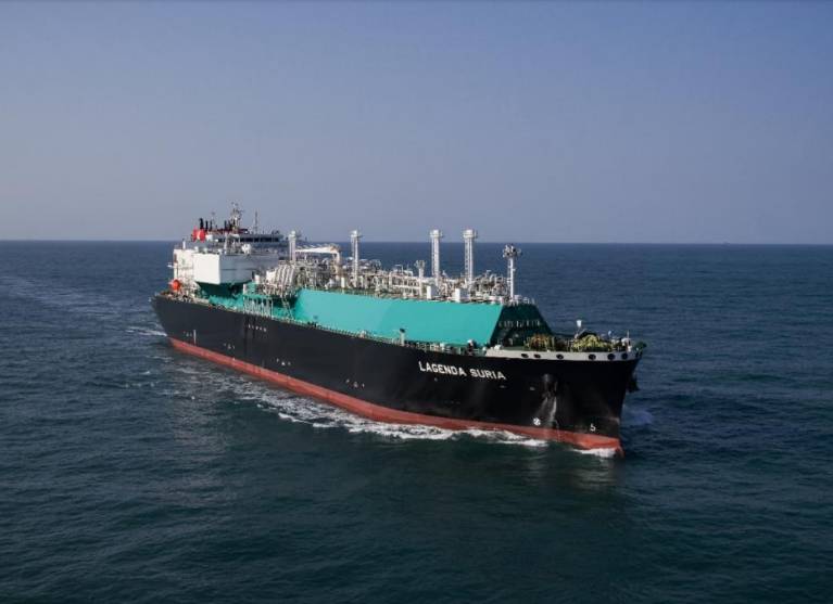 K Line takes delivery of new dual-fuel LNG carrier for Petronas ...