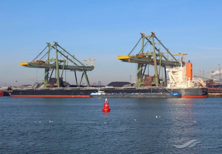 G E Shipping gains on taking delivery of a secondhand capesize bulk ...