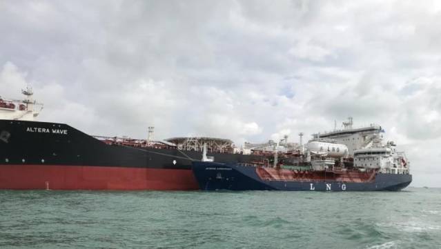CRYO Shipping performs the largest LNG bunkering in Asia - VesselFinder