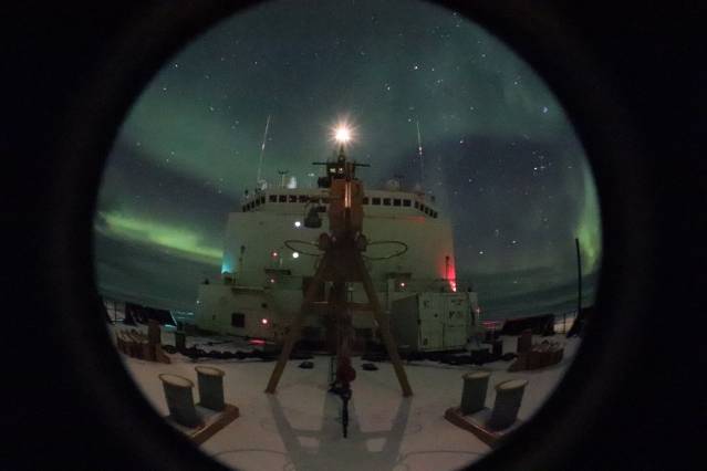 US Coast Guard Icebreaker Healy Suffers Fire on Arctic Mission; All ...