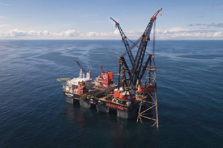 AF and Heerema team up for Brae Bravo Removal Campaign - VesselFinder