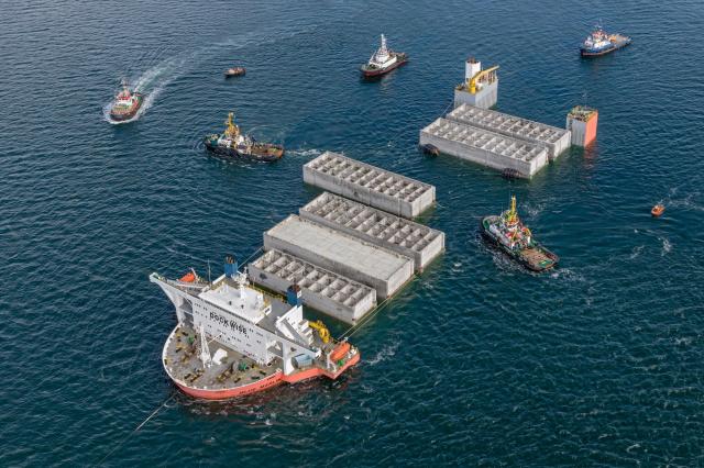 First Caisson Sets Sail for Aberdeen South Harbour - VesselFinder