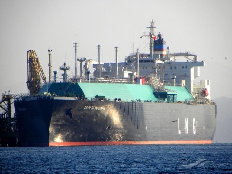 Petronas completes another LNG break bulking ship-to-ship (STS ...
