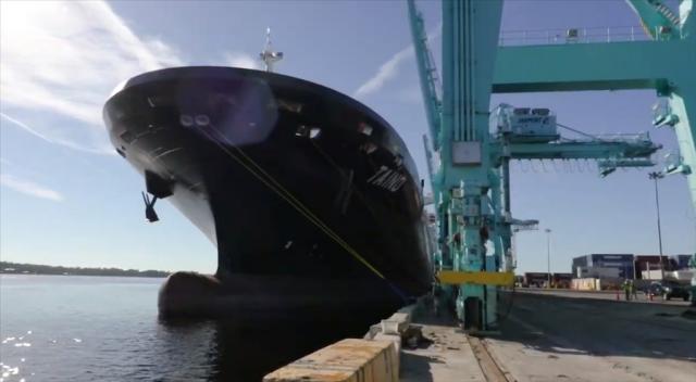 VIDEO: Crowley's Second LNG-Powered ConRo Ship Taíno Enters Service ...