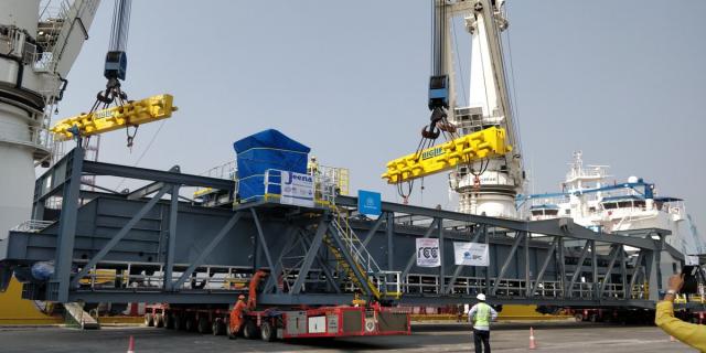 Jawaharlal Nehru Port successfully loads very large project cargo ...