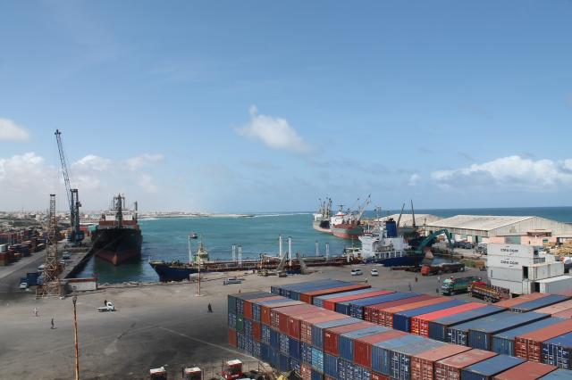 Maersk Line to start serving to key Somali port - VesselFinder