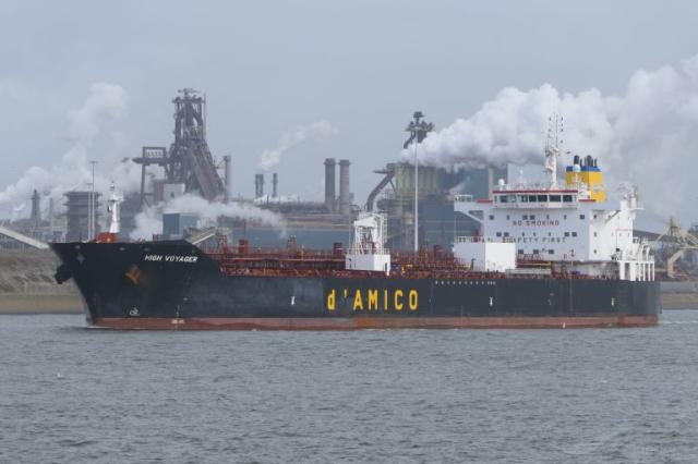d’Amico International Shipping S.A announces the sale and lease-back of ...