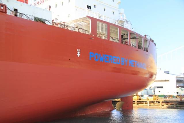 Waterfront Shipping renews fleet with 8 new methanol dual-fuel vessels ...