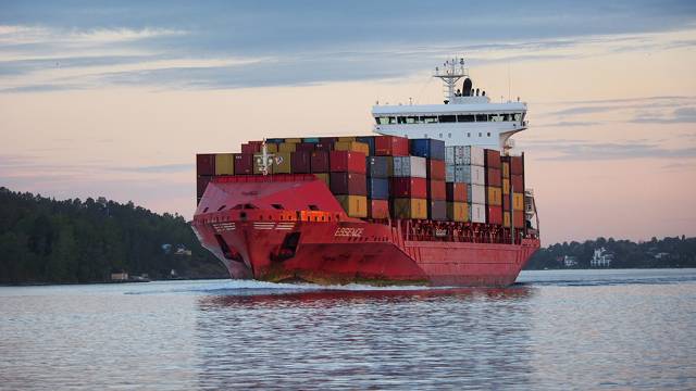 The last container ship left Frihamnen port in Stockholm - VesselFinder