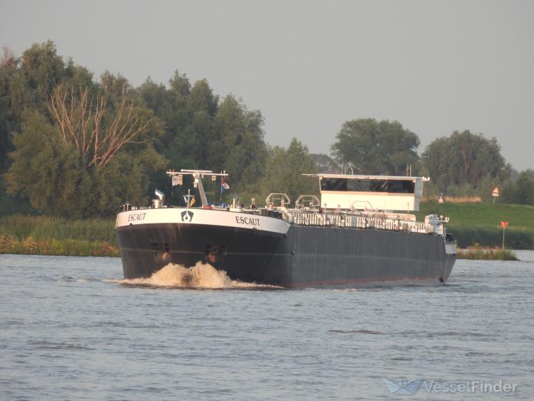 ESCAUT, Tanker - Details and current position - ENI 06105720, MMSI ...