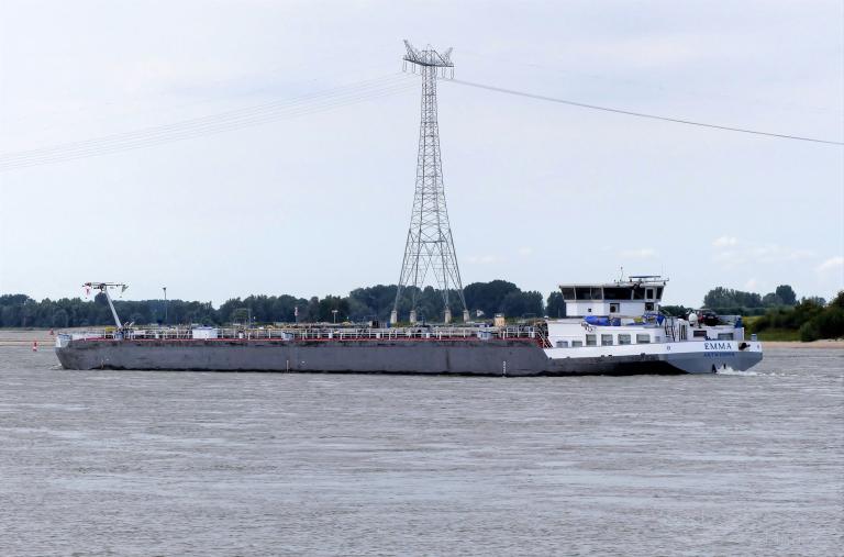 EMMA, Tanker - Details and current position - MMSI 205289790 - VesselFinder