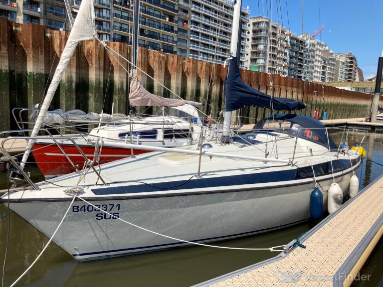 SUS, Sailing vessel - Details and current position - MMSI 205730110 ...