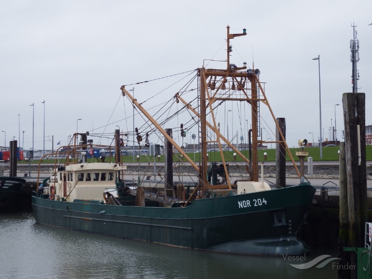 ANDREA, Fishing vessel - Details and current position - MMSI 211103000 ...