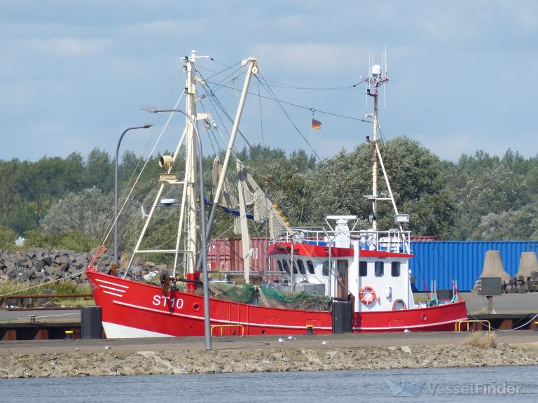 JULE MARIE, Fishing vessel - Details and current position - MMSI ...