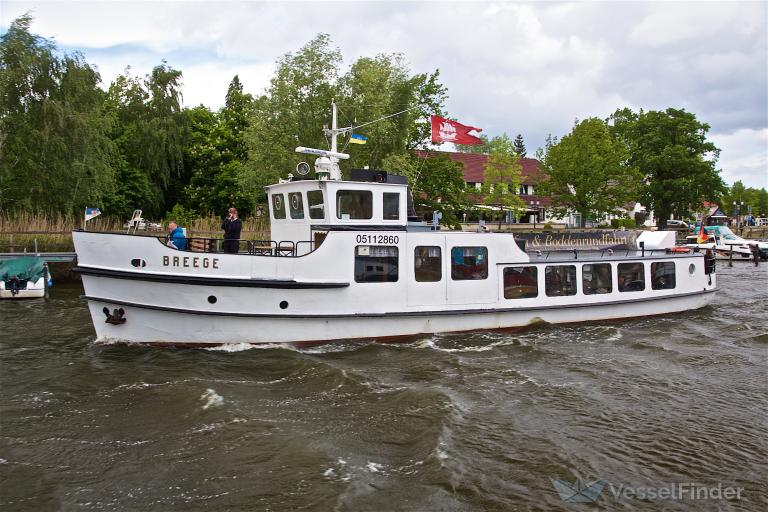BREEGE, Passenger ship - Details and current position - MMSI 211170540 ...