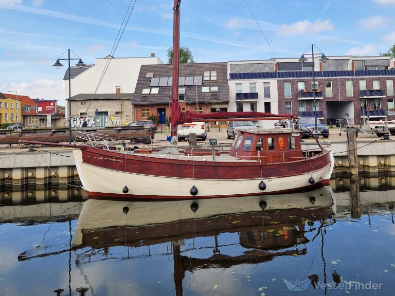 ARION, Sailing vessel - Details and current position - MMSI 211208610 ...