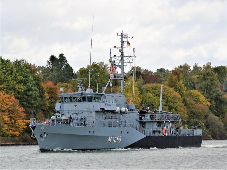 NATO WARSHIP, Military ops - Details and current position - MMSI ...