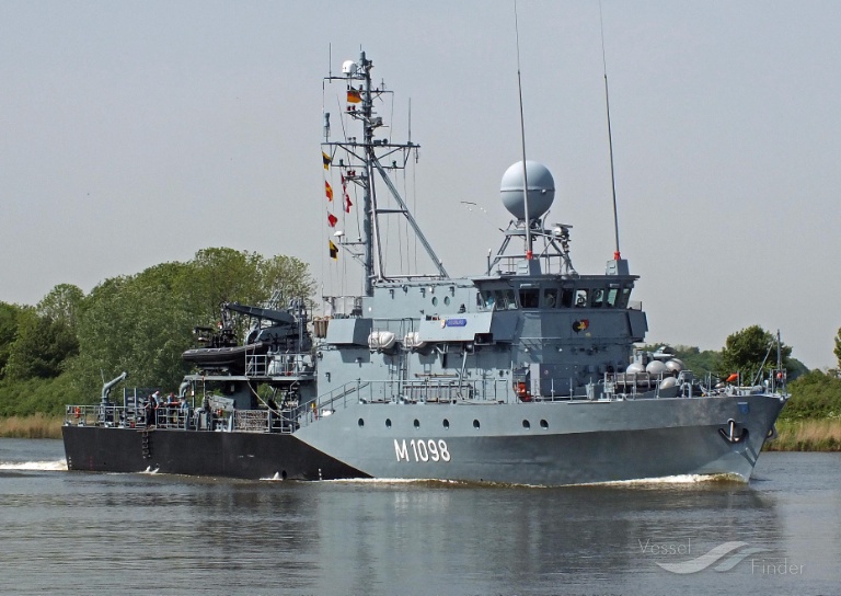 GERMAN WARSHIP M1098, Military ops - Details and current position ...