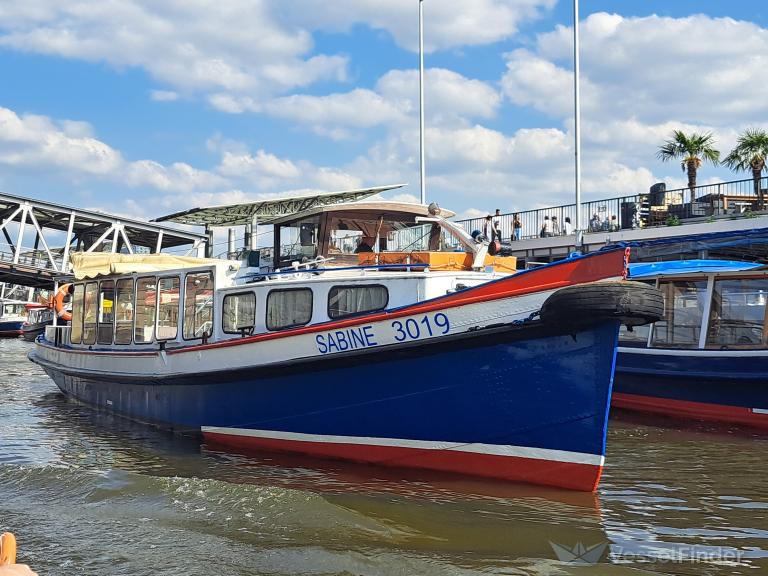 SABINE, Passenger ship - Details and current position - MMSI 211295740 ...