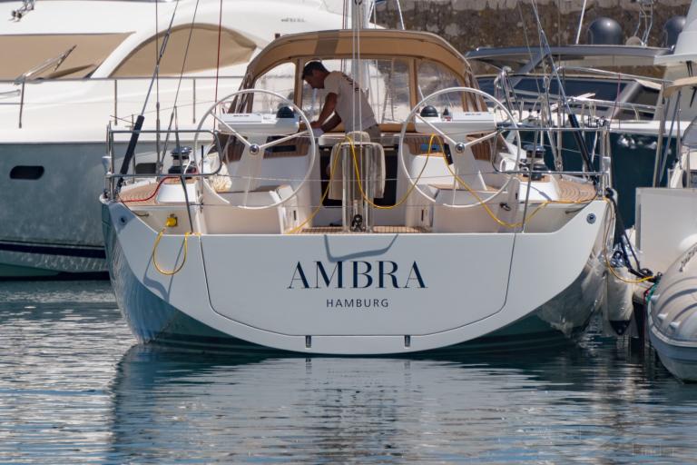 AMBRA, Sailing vessel - Details and current position - MMSI 211307240 - VesselFinder