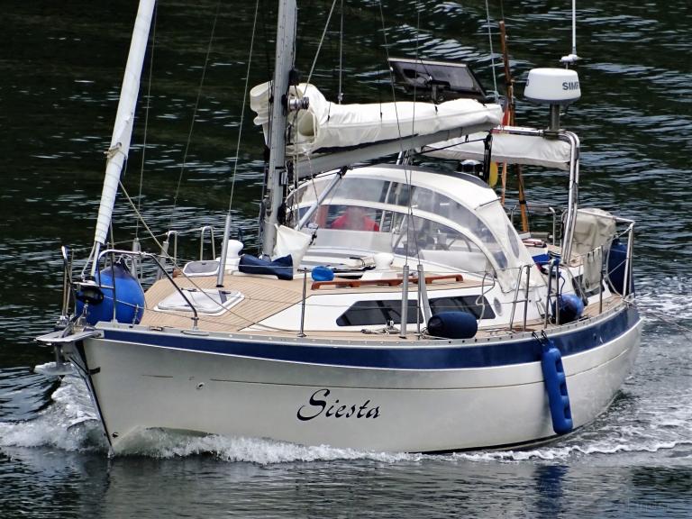 SIESTA, Sailing vessel - Details and current position - MMSI 211335660 ...