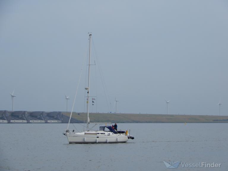 ARTEMIS, Sailing vessel - Details and current position - MMSI 211391580 ...