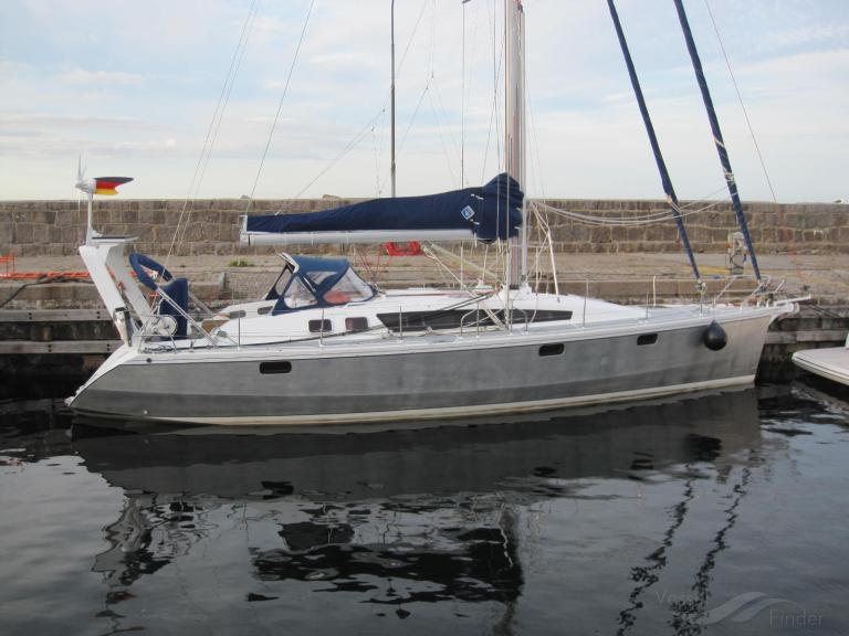 PAULA, Sailing vessel - Details and current position - MMSI 211447030 ...