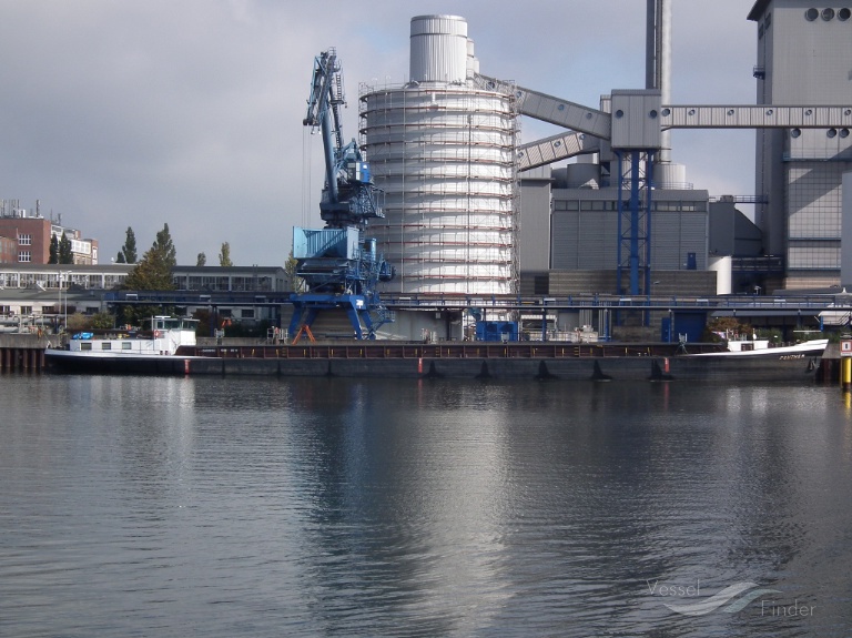 PANTHER, Cargo ship - Details and current position - MMSI 211511160 ...