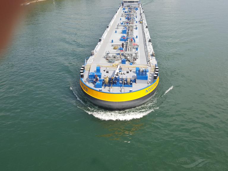 Free AIS Ship Tracking of Marine Traffic - VesselFinder