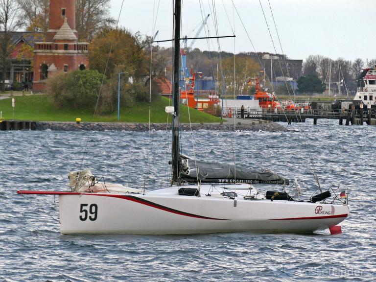 RED, Sailing vessel - Details and current position - MMSI 211551830 ...