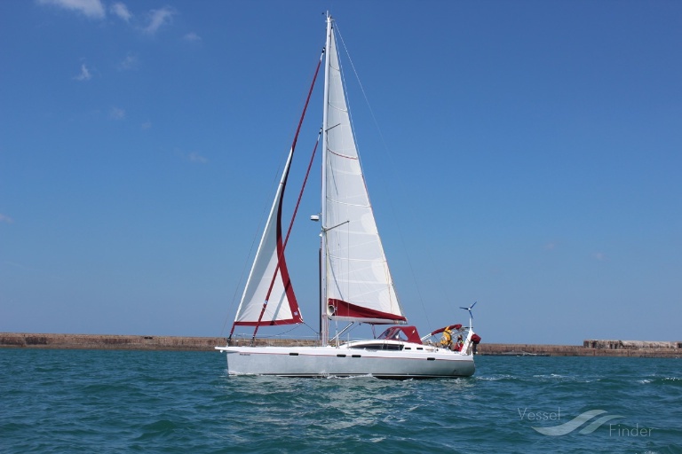 MOBOE, Sailing vessel - Details and current position - MMSI 211599270 ...