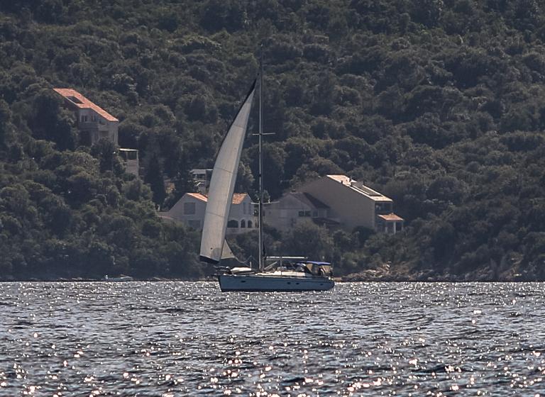 HARMONY, Sailing vessel - Details and current position - MMSI 211625430 ...