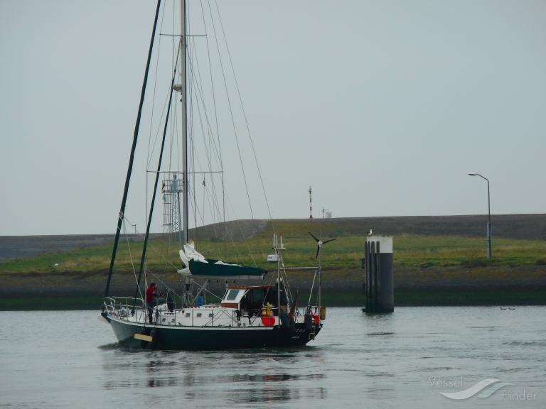 UMIAK, Sailing vessel - Details and current position - MMSI 211665330 ...
