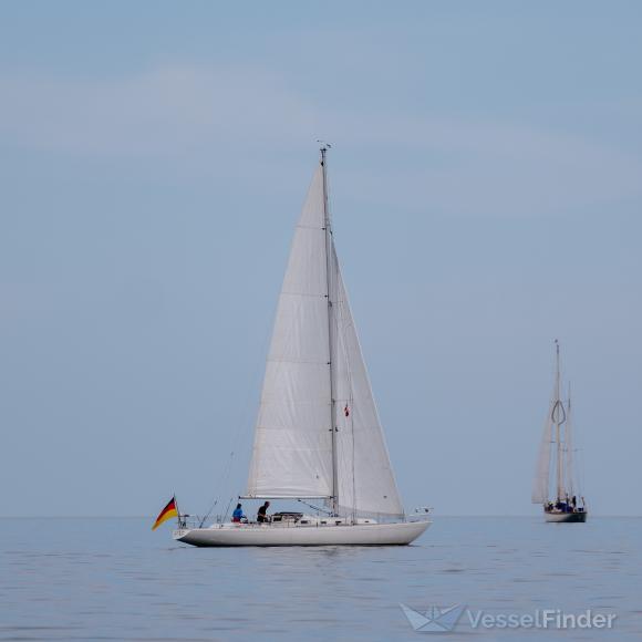 EOS, Sailing vessel - Details and current position - MMSI 211673770 ...