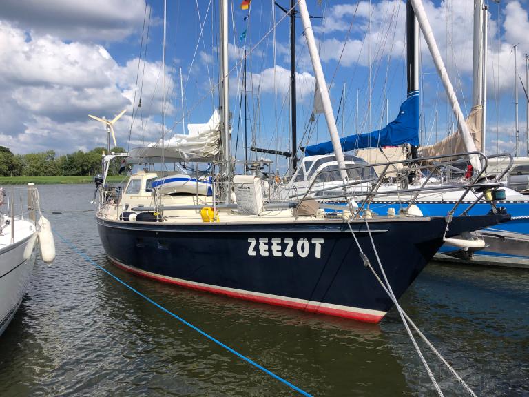 ZEEZOT, Sailing vessel - Details and current position - MMSI 211685440 ...
