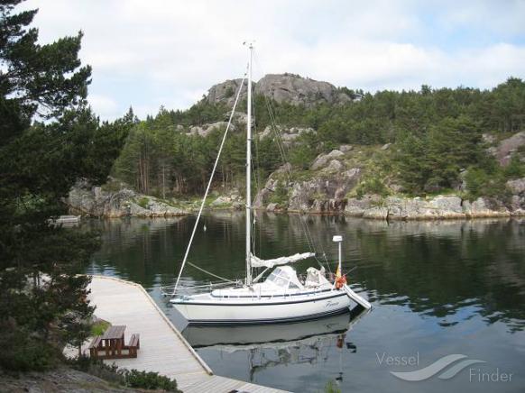 FIONA, Sailing vessel - Details and current position - MMSI 211705180 ...