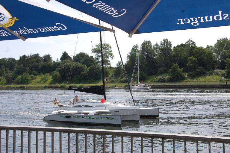 MAGIC DRAGON, Sailing vessel - Details and current position - MMSI ...