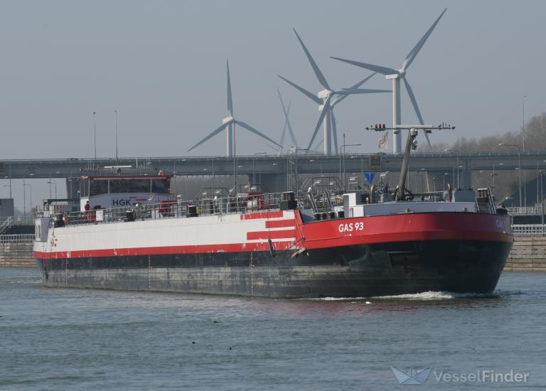 GAS 93 Tanker Details And Current Position MMSI 211764030