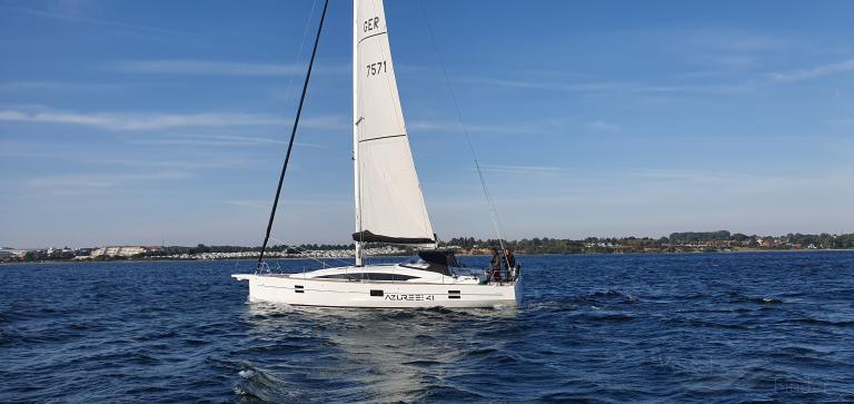 MIRAI, Sailing vessel - Details and current position - MMSI 211791720 ...